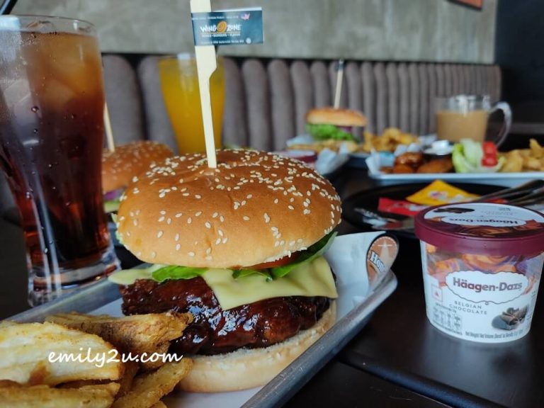 Rediscovering the Favourite Flavours of Wing Zone Malaysia in Meru Raya ...