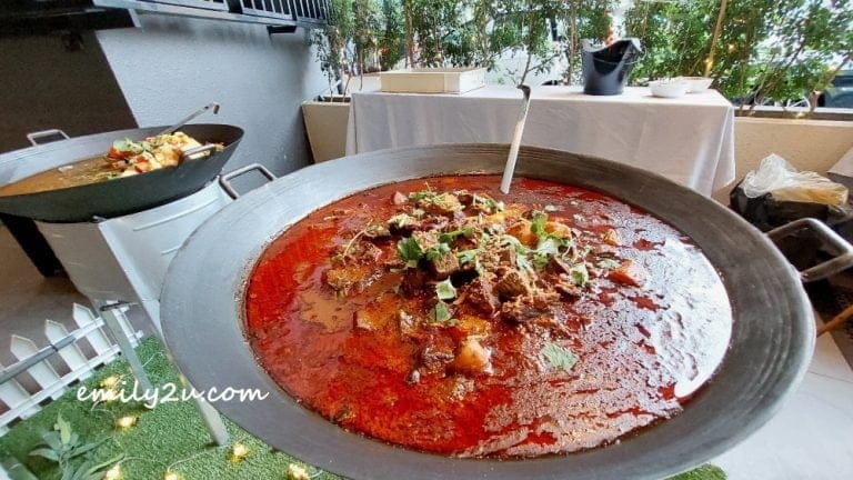WEIL Hotel Ipoh’s Tradisi Warisan Bonda Ramadan Buffet Boasts Over a ...