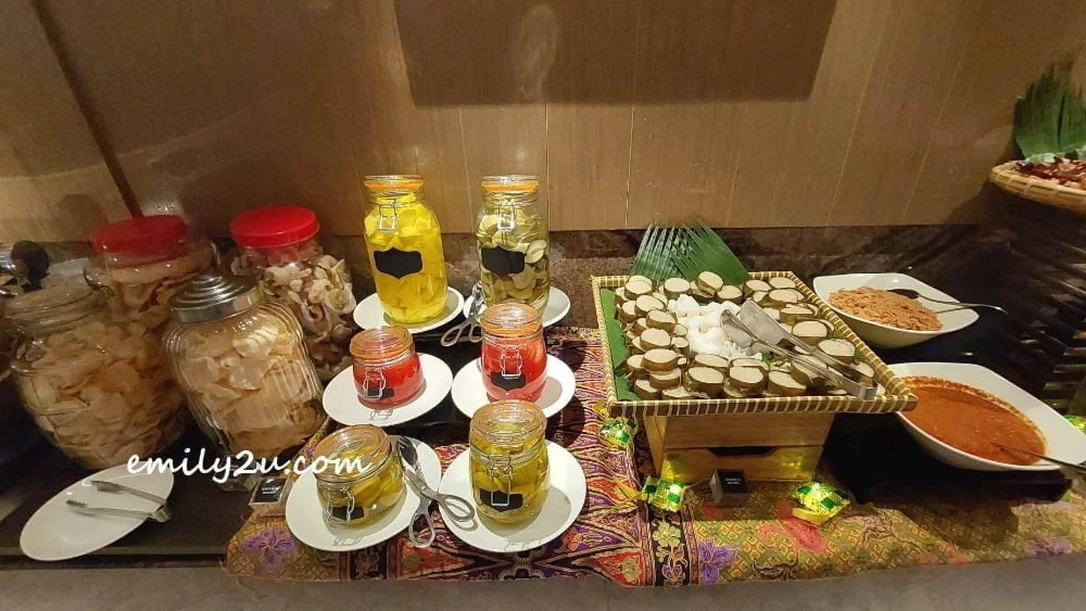WEIL Hotel Ipoh’s Tradisi Warisan Bonda Ramadan Buffet Boasts Over a ...