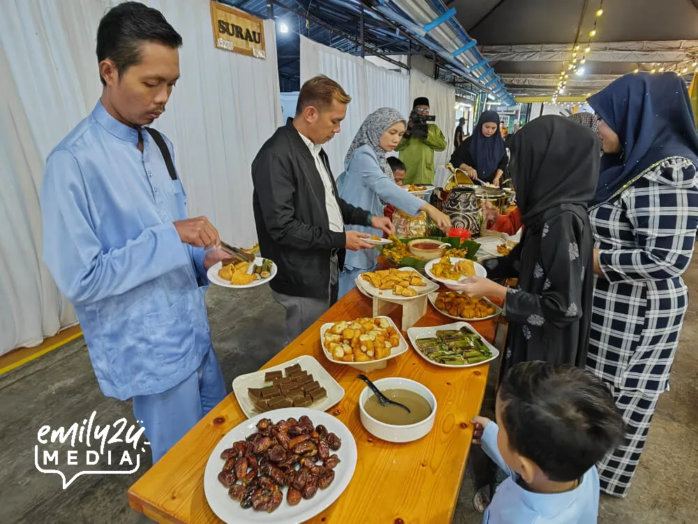 Spreading Joy and Compassion: Majlis Sentuhan Kasih Bersama B40 ...
