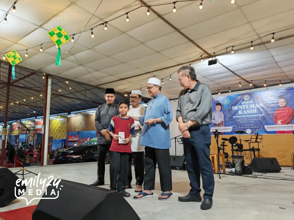 Spreading Joy and Compassion: Majlis Sentuhan Kasih Bersama B40 ...